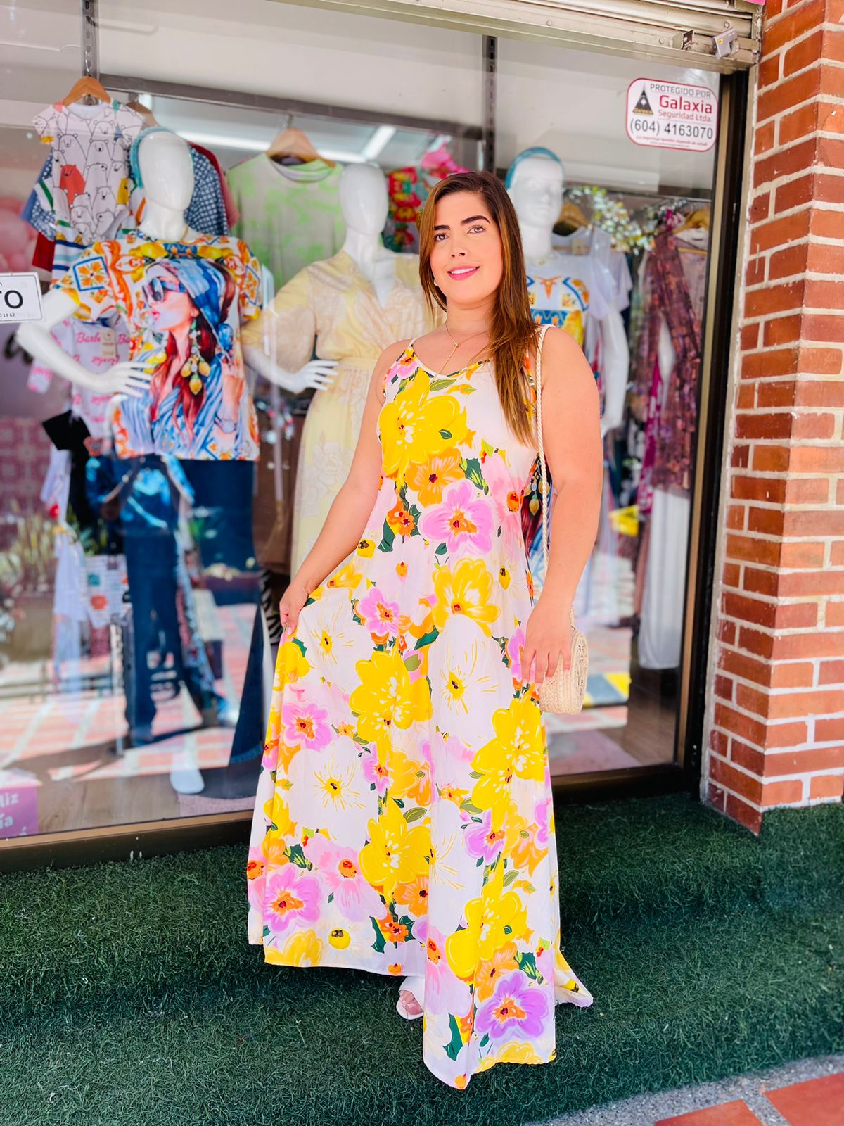 VESTIDO FLORES TIRAS – Adorable